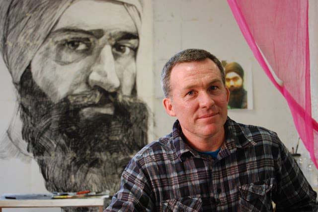 Australian artist Daniel Connell uses his brush in support of Sikh taxi ...