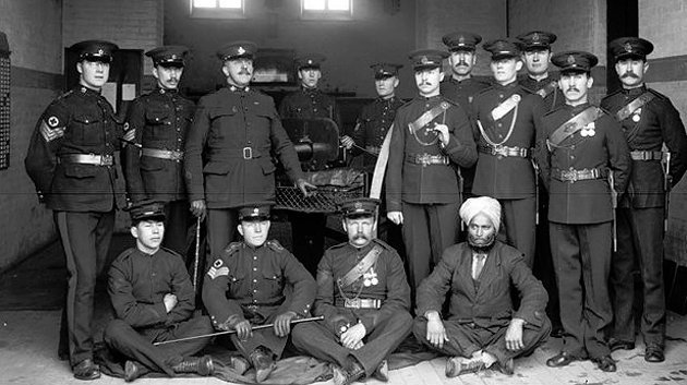 Who is this Sikh soldier in 100-year-old picture of Canadian regiment ...