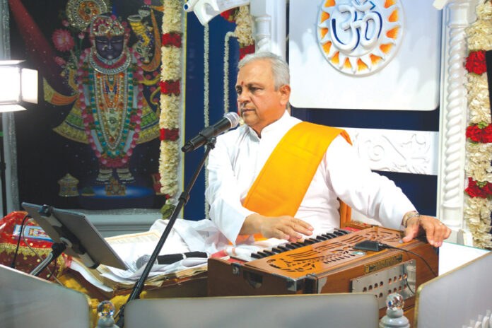 How Pandit Roopanauth Sharma runs Ram Mandir Mississauga like clockwork ...